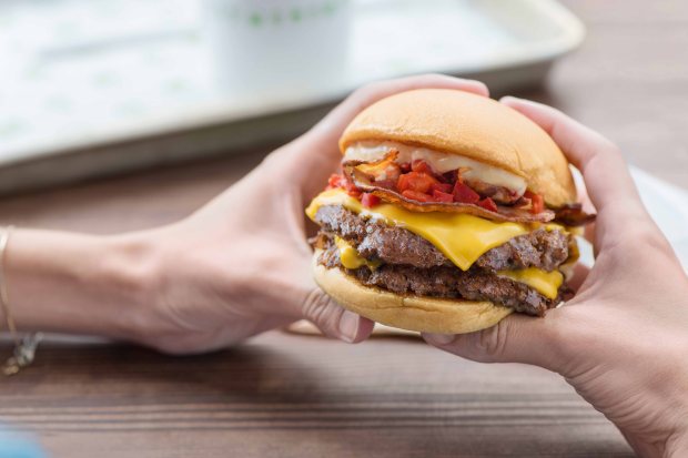 Shake Shack to open in Central Square BGC – The Hungry Chef